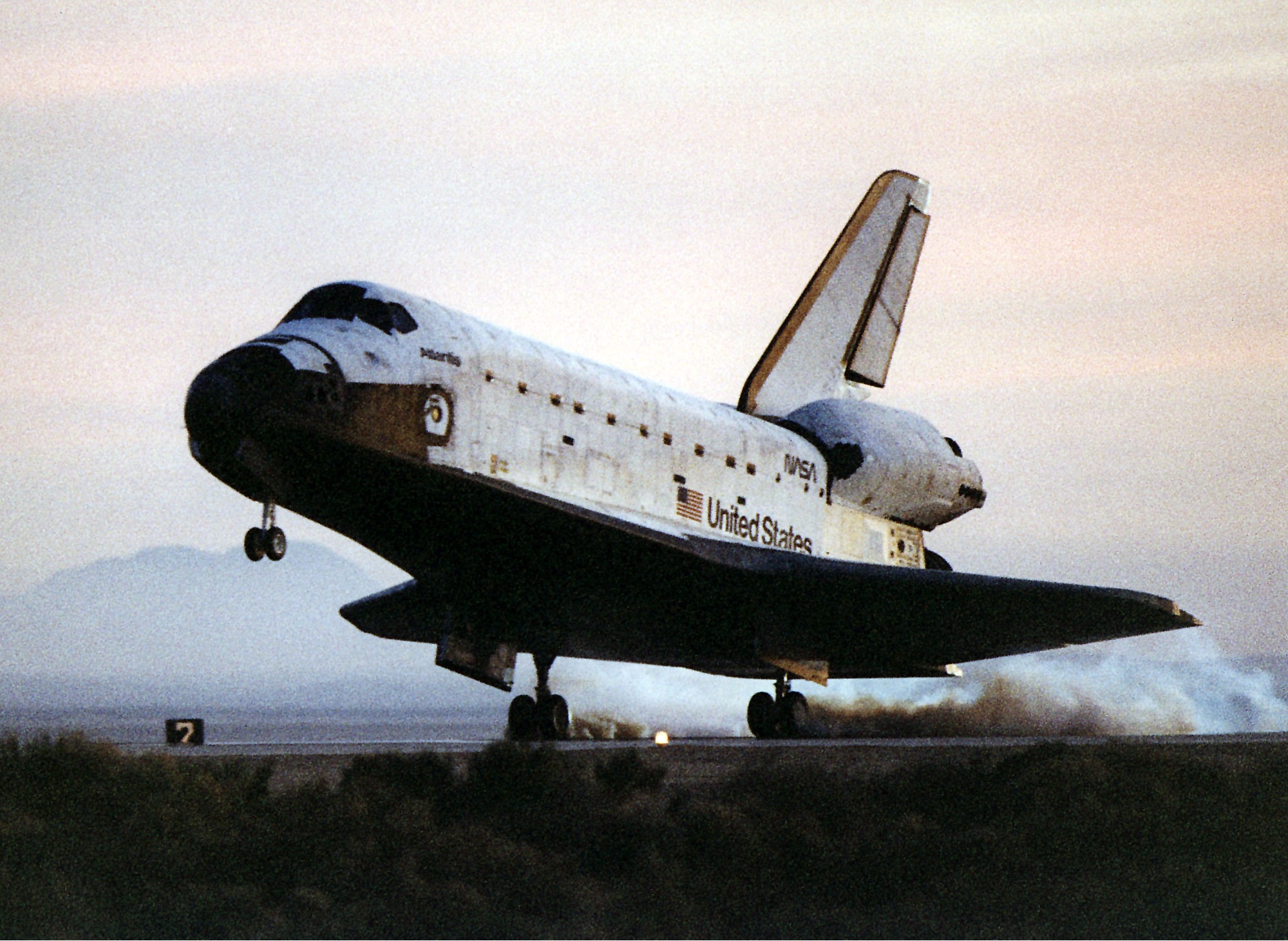 Shuttle Atlantis’ 16th mission ended 20 years ago today - Explore Deep Space